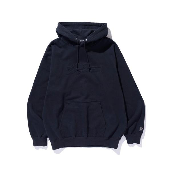 ZOZO問い合わせ番号:102222470ショップ:XLARGE，エクストララージブランド:XLARGE，エクストララージ商品名:EMBOSSED LOGO HOODED SWEATSHIRTカテゴリ:トップス>パーカーブランド品番:...