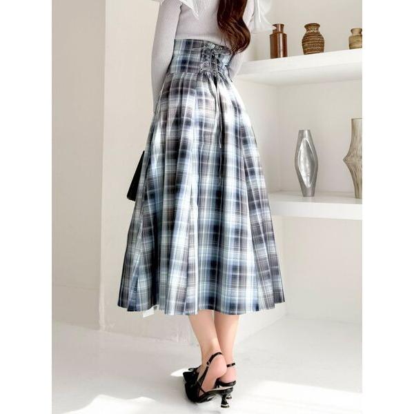 ZOZO問い合わせ番号:102222519ショップ:dazzlin，ダズリンブランド:dazzlin，ダズリン商品名:サイドプリーツトレンチコルセットスカートカテゴリ:スカート>スカートブランド品番:022610801401素材:表地...