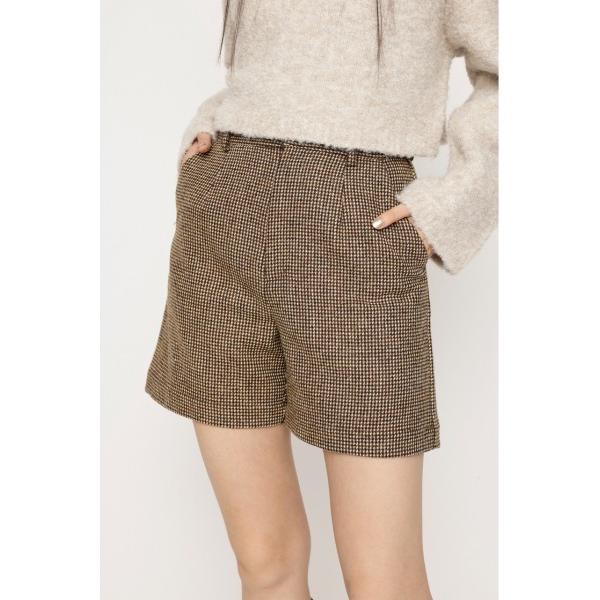 『セール実施中』参考価格：10，989円発売時期：2023年10月コンディション：D（傷・汚れあり）傷や汚れがあるが使用には問題ないアイテム留め具：ほつれ参考商品名：WOOL BLEND GUN CLUB CHECK S/PT ウール ブレ...