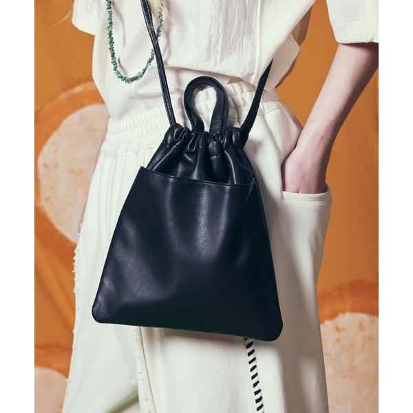 『セール実施中』参考価格：3，960円発売時期：2022年02月コンディション：B（目立つ使用感なし）使用感が少ない、または気にならないアイテム内側：汚れ全体的：色あせ参考商品名：《ユニセックスアイテム》【EX】Vegan Leather ...