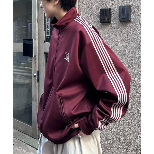 『セール実施中』参考価格：6，490円発売時期：2022年09月コンディション：B（目立つ使用感なし）使用感が少ない、または気にならないアイテム袖・前身頃：汚れ参考商品名：’’WEB限定’’ ビッグシルエット ワンポイント刺繍 袖ラインジャ...