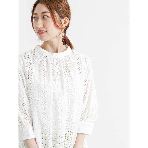 参考価格：8，690円発売時期：2023年04月コンディション：B（目立つ使用感なし）使用感が少ない、または気にならないアイテム後身頃・袖口：汚れ参考商品名：カットワークレース7分袖ブラウス参考品番：1711850-22-12【商品に関する...