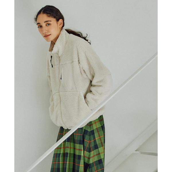 『セール実施中』参考価格：18，700円発売時期：2022年11月コンディション：B（目立つ使用感なし）使用感が少ない、または気にならないアイテム全体的：汚れ、色あせ参考商品名：『別注』GERRY×DOORS　リバーシブルジップブルゾン参考...