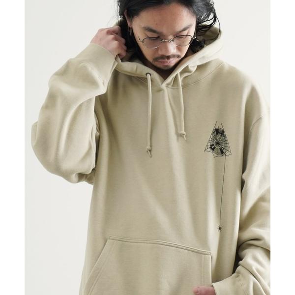 『セール実施中』参考価格：16，500円発売時期：2023年03月コンディション：A（使用感なし）数回使用した程度で使用感が感じられないアイテム参考商品名：HUF / ハフ TANGLED WEBS TT P/O HOODIE プルオーバー...