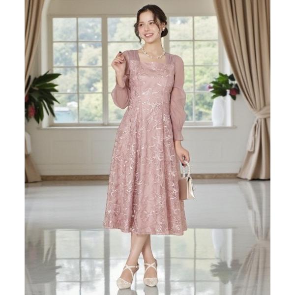 ZOZO問い合わせ番号:102306914ショップ:WILLSELECTION，ウィルセレクションブランド:WILLSELECTION，ウィルセレクション商品名:パネルラインフラワーレースワンピースカテゴリ:ワンピース/ドレス>ドレス...