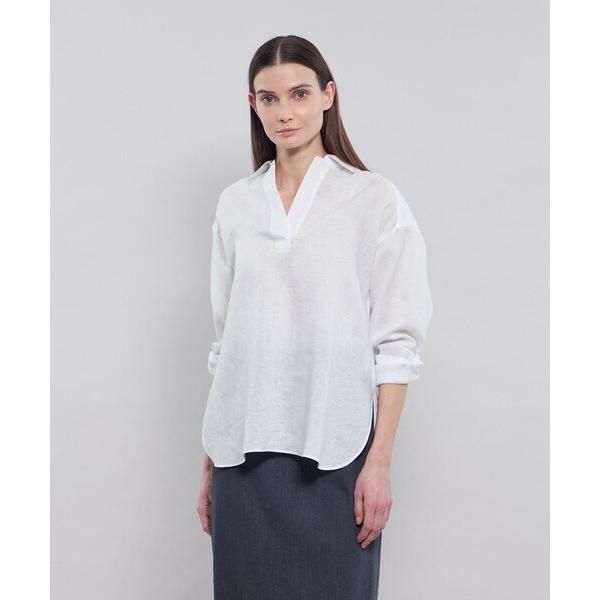 参考価格：31，900円発売時期：2025年03月コンディション：B（目立つ使用感なし）使用感が少ない、または気にならないアイテム首周り：色あせ参考商品名：【EPOCA STORIA】 ラスターリネン スキッパーシャツ 《WEB＆EPOCA...