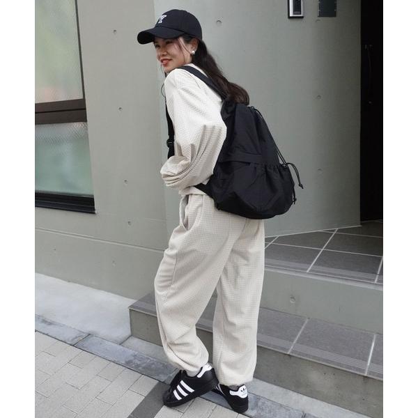 『セール実施中』参考価格：6，490円発売時期：2023年12月コンディション：D（傷・汚れあり）傷や汚れがあるが使用には問題ないアイテム全体的：汚れ、色あせ【商品に関する注意事項】・こちらの商品画像は、実物ではなく新品時の画像を掲載してお...