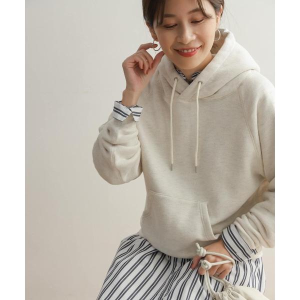 『セール実施中』参考価格：9，350円発売時期：2022年12月コンディション：C（やや使用感あり）使用感があり、やや気になる傷や汚れがあるアイテム袖口：汚れ全体的：毛玉参考商品名：コンパクトスウェットフーディー参考品番：DR34-21U1...