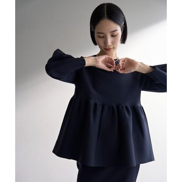 『セール実施中』参考価格：9，990円発売時期：2024年09月コンディション：A（使用感なし）数回使用した程度で使用感が感じられないアイテム参考商品名：【VERY×UNFILOコラボ】2WAY ペプラムカーディガン参考品番：KRUMCW0...