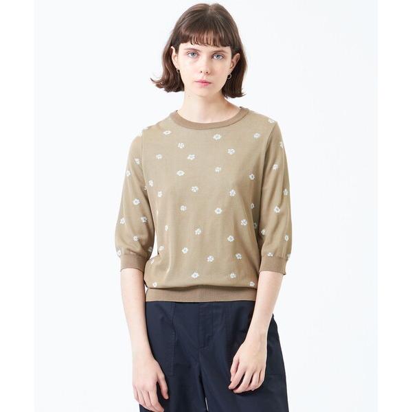 『セール実施中』参考価格：22，000円発売時期：2025年03月コンディション：A（使用感なし）数回使用した程度で使用感が感じられないアイテム参考商品名：フラワージャガードニット参考品番：H5N02581__【商品に関する注意事項】・こち...