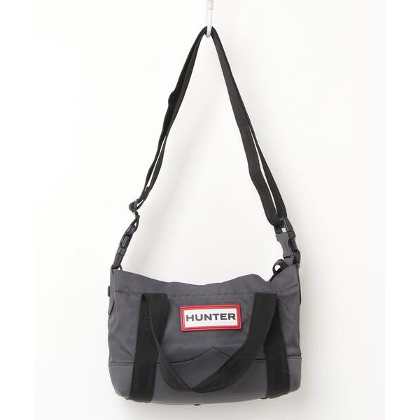 『タイムセール実施中』参考価格：13，200円発売時期：2021年06月コンディション：C（やや使用感あり）使用感があり、やや気になる傷や汚れがあるアイテム表面：汚れ参考商品名：HUNTER NYLON TOPCLIP TOTE MINI ...