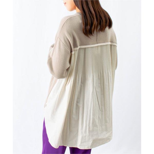 『セール実施中』参考価格：12，100円発売時期：2022年10月コンディション：A（使用感なし）数回使用した程度で使用感が感じられないアイテム参考商品名：huitieme nid 後ろプリーツ切替チュニックニット参考品番：22220204...