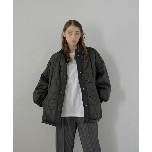 『セール実施中』参考価格：8，690円発売時期：2024年11月コンディション：B（目立つ使用感なし）使用感が少ない、または気にならないアイテム首周り・袖口：汚れ袖口：型崩れ参考商品名：【MINERTE】padding reversible...