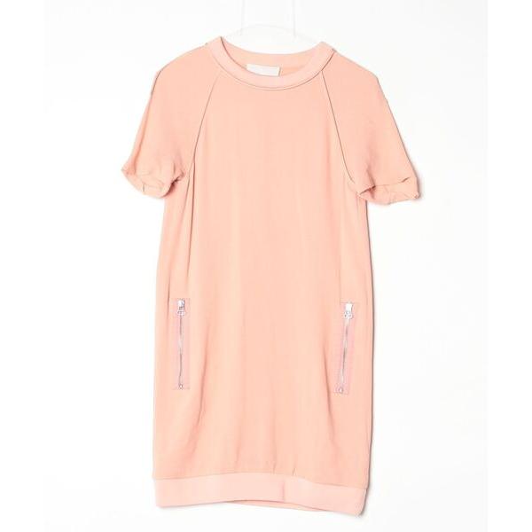 『セール実施中』参考価格：53，900円発売時期：2011年09月コンディション：C（やや使用感あり）使用感があり、やや気になる傷や汚れがあるアイテム全体的：ほつれ後身頃：汚れ参考商品名：s/sbomberdressw/ribtrim参考品...