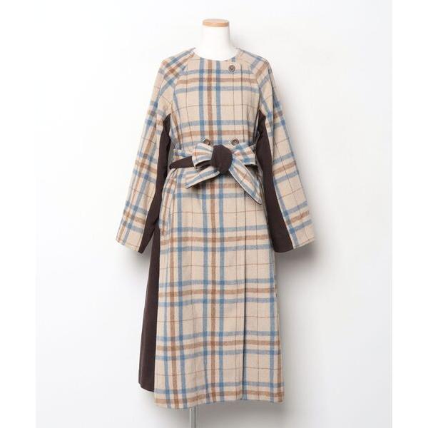 『セール実施中』参考価格：19，250円発売時期：2021年09月コンディション：D（傷・汚れあり）傷や汚れがあるが使用には問題ないアイテム袖：毛玉付属品：ベルト参考商品名：ノーカラーダブルボタンロングコート参考品番：215-114-932...