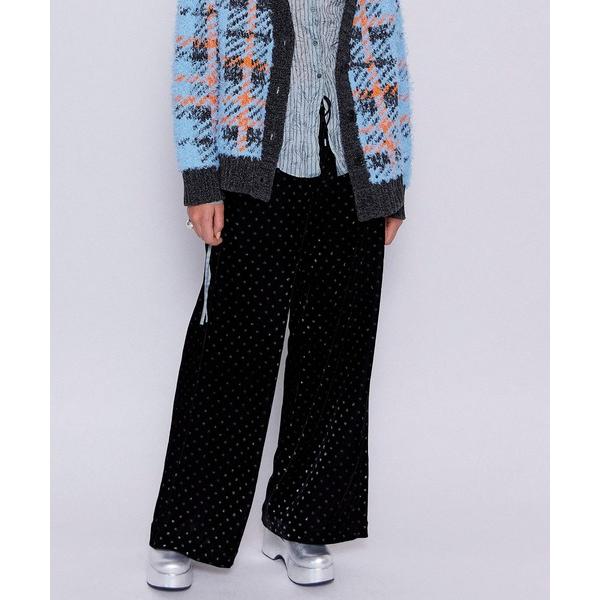 『セール実施中』参考価格：16，940円発売時期：2024年07月コンディション：A（使用感なし）数回使用した程度で使用感が感じられないアイテム参考商品名：Glitter Dots Velor Pants/キラキラドットベロアパンツ参考品番...