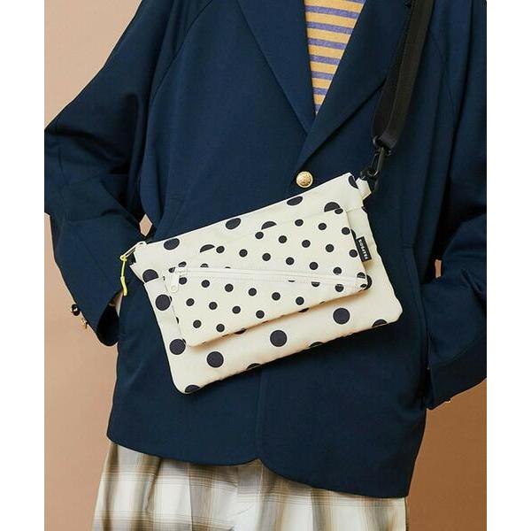 ZOZO問い合わせ番号:102453109ショップ:FRAPBOIS，フラボアブランド:FRAPBOIS，フラボア商品名:フラップサコッシュ２カテゴリ:バッグ>ショルダーバッグブランド品番:B1561ZEB609素材:ポリエステル原産...