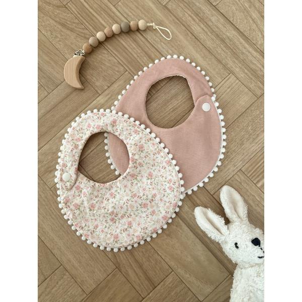 ZOZO問い合わせ番号:102453998ショップ:TONE，トーンブランド:tone，トーン商品名:【sourire chaud】ponpon bib (bouquet) (SU)カテゴリ:ママ＆ベビー>マタニティウェア/グッズブラ...