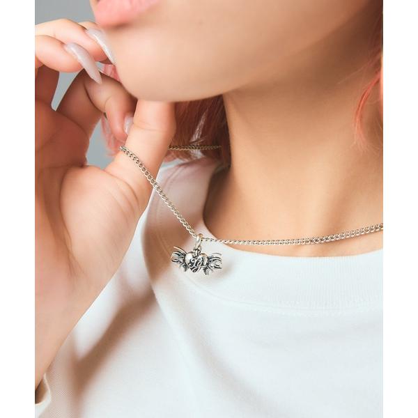 ZOZO問い合わせ番号:102461948ショップ:X-girl，エックスガールブランド:X-girl，エックスガール商品名:TRIBAL HEART CHARM NECKLACEカテゴリ:アクセサリー>ネックレスブランド品番:105...