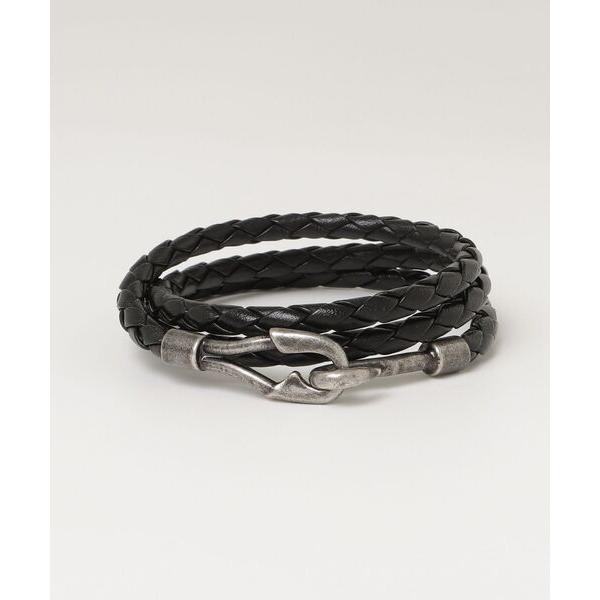 『セール実施中』参考価格：16，500円発売時期：2015年11月コンディション：B（目立つ使用感なし）使用感が少ない、または気にならないアイテム留め具：剥げ付属品：箱・タグ参考商品名：編み込み 3巻 レザー ブレスレット/メンズ/レディー...