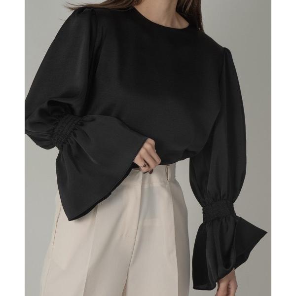 『セール実施中』参考価格：9，900円発売時期：2023年02月コンディション：B（目立つ使用感なし）使用感が少ない、または気にならないアイテム内側：ほつれ袖・前身頃：汚れ袖口：ほつれ【商品に関する注意事項】・こちらの商品画像は、実物ではな...