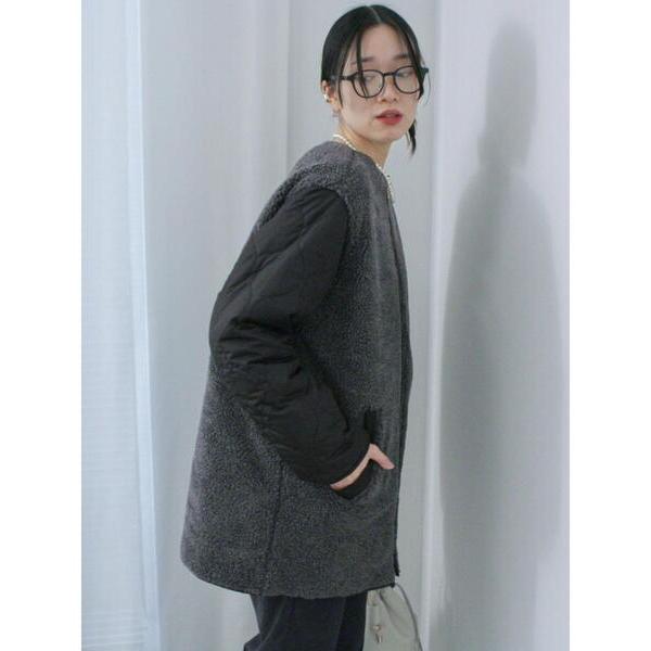 『セール実施中』参考価格：9，790円発売時期：2024年12月コンディション：B（目立つ使用感なし）使用感が少ない、または気にならないアイテム全体的：毛玉参考商品名：ボア×キルトリバーシブルコート参考品番：2300218-43-15【商品...