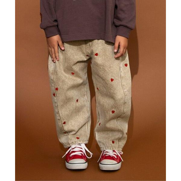 ZOZO問い合わせ番号:102541859ショップ:F.O.Online Store，エフオーオンラインストアブランド:BREEZE，ブリーズ商品名:ハート総柄 刺繍バレルパンツ_ジュニア対応カテゴリ:パンツ>デニムパンツブランド品番...