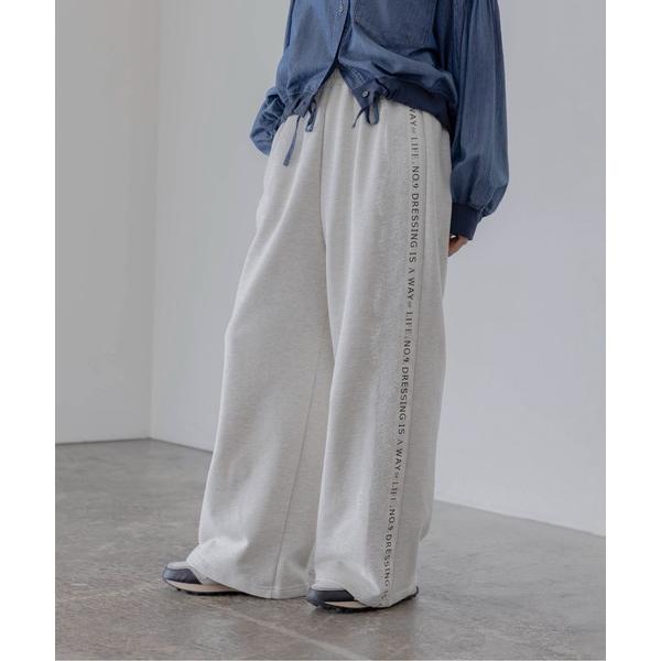 ZOZO問い合わせ番号:102544125ショップ:Eimee Law，エイミーロウブランド:Eimee Law，エイミーロウ商品名:サイドロゴ＆レーススウェットパンツカテゴリ:パンツ>スウェットパンツブランド品番:84619T素材:...