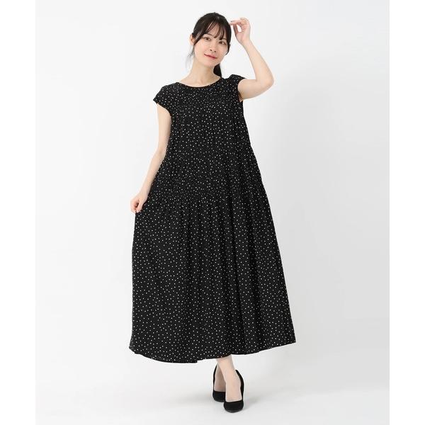 ZOZO問い合わせ番号:102544505ショップ:STRAWBERRY-FIELDS，ストロベリーフィールズブランド:STRAWBERRY-FIELDS，ストロベリーフィールズ商品名:パウダーサテン_前後2wayシャーリングワンピースカテ...