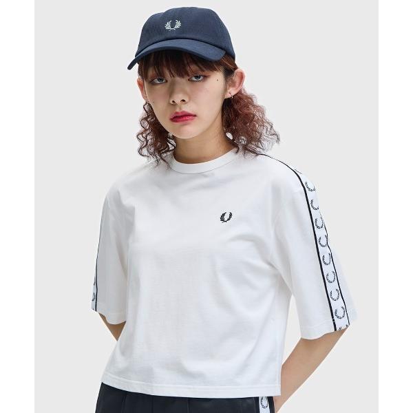 ZOZO問い合わせ番号:102590265ショップ:FRED PERRY，フレッドペリーブランド:FRED PERRY，フレッドペリー商品名:Taped T-Shirt／テープTシャツカテゴリ:トップス>Tシャツ/カットソーブランド品...