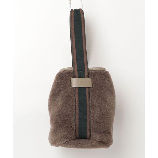 『タイムセール実施中』参考価格：9，350円発売時期：2024年09月コンディション：A（使用感なし）数回使用した程度で使用感が感じられないアイテム参考商品名：【別注】＜Folna＞フェイクムートン リバーシブル ワンショルダーバッグ参考品...