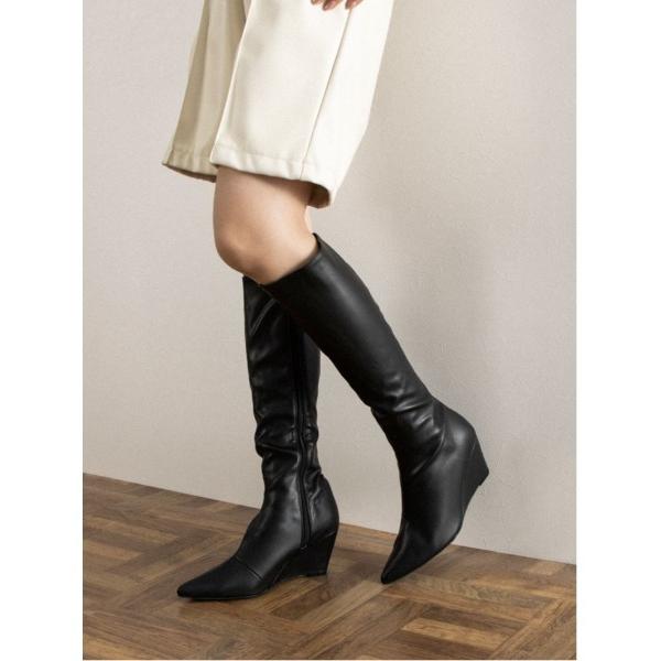 『タイムセール実施中』参考価格：12，980円発売時期：2023年10月コンディション：B（目立つ使用感なし）使用感が少ない、または気にならないアイテムソール：傷参考商品名：ElvisLuce(エルビスルーチェ)7.5cmヒールポインテッド...