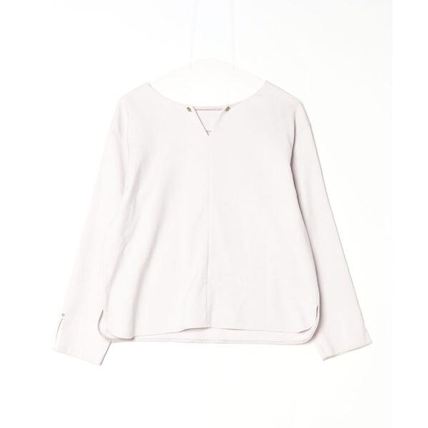 『セール実施中』参考価格：12，100円発売時期：2020年10月コンディション：D（傷・汚れあり）傷や汚れがあるが使用には問題ないアイテム全体的：汚れ袖口：色移り、ひきつれ参考商品名：【2WAY】ダブルクロスプルオーバー参考品番：CLZ1...