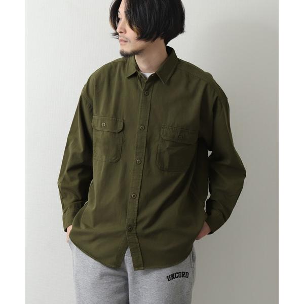 『セール実施中』参考価格：5，500円発売時期：2023年01月コンディション：A（使用感なし）数回使用した程度で使用感が感じられないアイテム参考商品名：【loot box】 ツイルフラップボタン　長袖シャツ参考品番：23-2119【商品に...