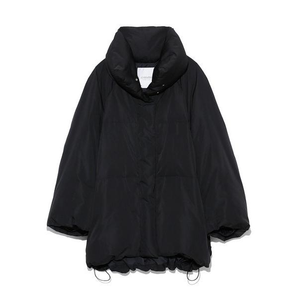 『タイムセール実施中』参考価格：22，000円発売時期：2022年07月コンディション：B（目立つ使用感なし）使用感が少ない、または気にならないアイテム全体的：汚れ参考商品名：【emmi atelier】リサイクルポリダウンジャケット参考品...