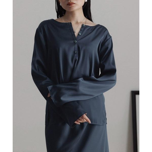 『タイムセール実施中』参考価格：5，500円発売時期：2024年02月コンディション：B（目立つ使用感なし）使用感が少ない、または気にならないアイテム全体的：汚れ参考商品名：マットサテン2WAYトップス参考品番：2024-A-ELM0406...