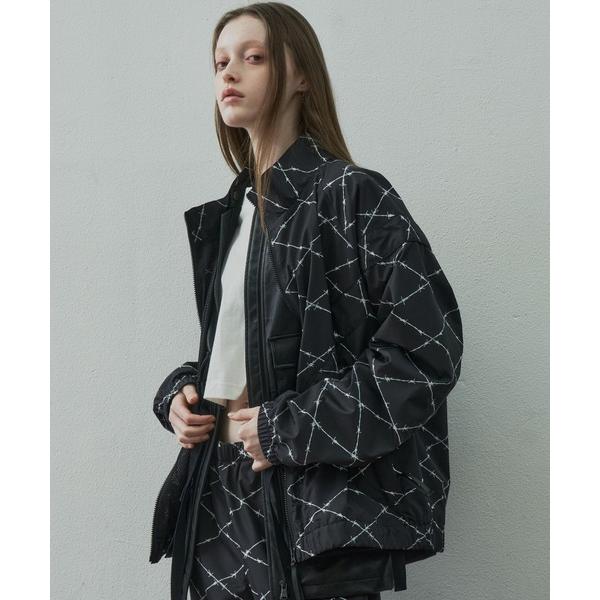 『タイムセール実施中』参考価格：17，600円発売時期：2024年01月コンディション：B（目立つ使用感なし）使用感が少ない、または気にならないアイテム前身頃・袖口：汚れ参考商品名：RAIN-STUFF×AIVER　3レイヤートレーニングジ...