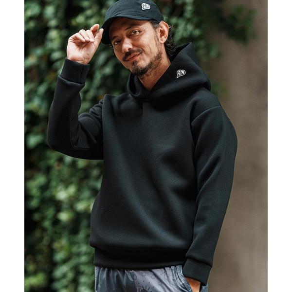 参考価格：19，800円発売時期：2024年10月コンディション：D（傷・汚れあり）傷や汚れがあるが使用には問題ないアイテム全体的：毛玉参考商品名：mpa3596- heart patch cardboard knit hooded par...