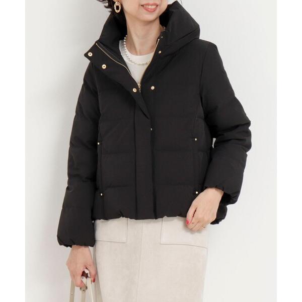 『タイムセール実施中』参考価格：20，790円発売時期：2025年09月コンディション：A（使用感なし）数回使用した程度で使用感が感じられないアイテム参考商品名：《撥水》ストレッチライトタフタショートコート参考品番：5-0818-6-04-...