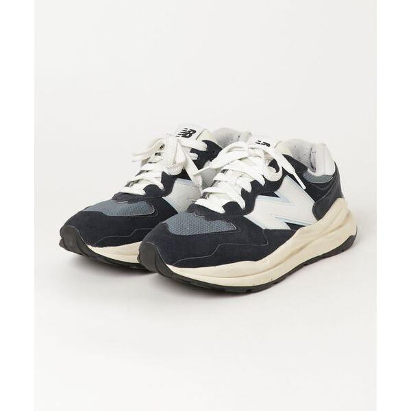 『セール実施中』参考価格：15，400円発売時期：2021年04月コンディション：C（やや使用感あり）使用感があり、やや気になる傷や汚れがあるアイテム全体的：汚れかかと：擦り減り内側：毛玉参考商品名：New Balance M5740CD ...