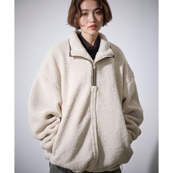 『セール実施中』参考価格：11，000円発売時期：2023年09月コンディション：C（やや使用感あり）使用感があり、やや気になる傷や汚れがあるアイテム全体的：色あせ、毛玉参考商品名：PAGEBOYLIM/パイピングボアブルゾン参考品番：97...