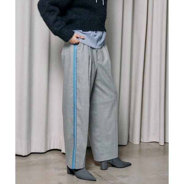 参考価格：19，800円発売時期：2023年01月コンディション：A（使用感なし）数回使用した程度で使用感が感じられないアイテム参考商品名：Side Line Pants/サイドラインパンツ【MAISON SPECIAL/メゾンスペシャル】...