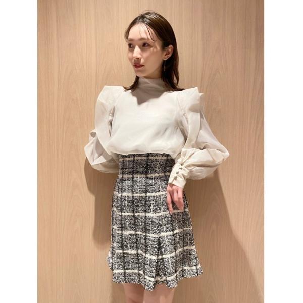 『タイムセール実施中』参考価格：10，890円発売時期：2022年01月コンディション：S（新品同様）タグ付きの未使用、または新品同様のアイテム付属品：タグ参考商品名：フレアーミニスカショーパン参考品番：SWFP221171【商品に関する注...