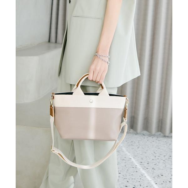 『セール実施中』参考価格：16，500円発売時期：2024年02月コンディション：A（使用感なし）数回使用した程度で使用感が感じられないアイテム参考商品名：【Breath TOPKAPI】RIPPLE リプル ショルダー付き 2way トー...