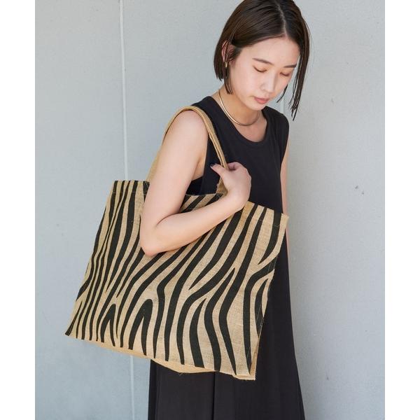 『タイムセール実施中』参考価格：5，390円発売時期：2023年05月コンディション：A（使用感なし）数回使用した程度で使用感が感じられないアイテム付属品：タグ参考商品名：【MAISON BENGAL/マイソンベンガル 】アニマル柄トート参...