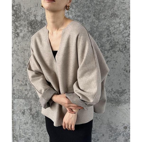 『タイムセール実施中』参考価格：7，990円発売時期：2022年11月コンディション：A（使用感なし）数回使用した程度で使用感が感じられないアイテム参考商品名：2022 AW キーネックオーバープルオーバー参考品番：30001109【商品に...