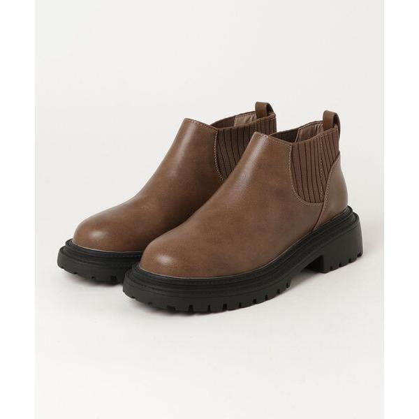 『タイムセール実施中』参考価格：5，390円発売時期：2025年10月コンディション：A（使用感なし）数回使用した程度で使用感が感じられないアイテム参考商品名：NEW YORK STARS BOBSON / ショート丈 リブニット使いシュー...