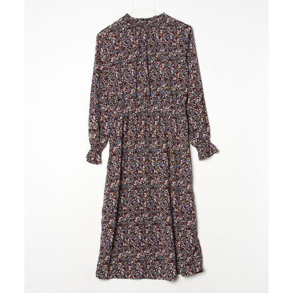 『セール実施中』参考価格：13，189円発売時期：2017年12月コンディション：A（使用感なし）数回使用した程度で使用感が感じられないアイテム参考商品名：・小花プリントロングワンピース参考品番：70177H40020ZOZO問い合わせ番号...