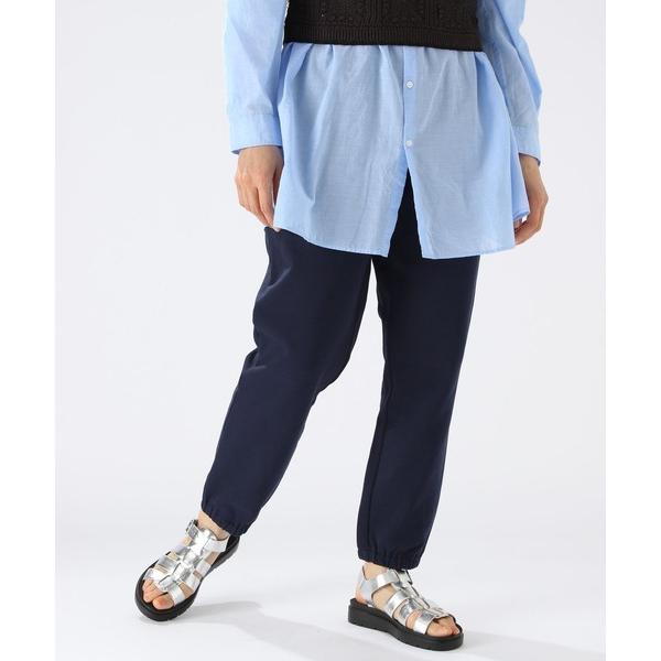 参考価格：4，950円発売時期：2023年03月コンディション：C（やや使用感あり）使用感があり、やや気になる傷や汚れがあるアイテム全体的：色あせ参考商品名：ワンポイントスウェットパンツ参考品番：197480【商品に関する注意事項】・こちら...