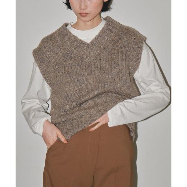 『セール実施中』参考価格：21，450円発売時期：2023年09月コンディション：A（使用感なし）数回使用した程度で使用感が感じられないアイテム参考商品名：TODAYFUL(トゥデイフル) ’’Mottle Yarn Knit Vest’’...